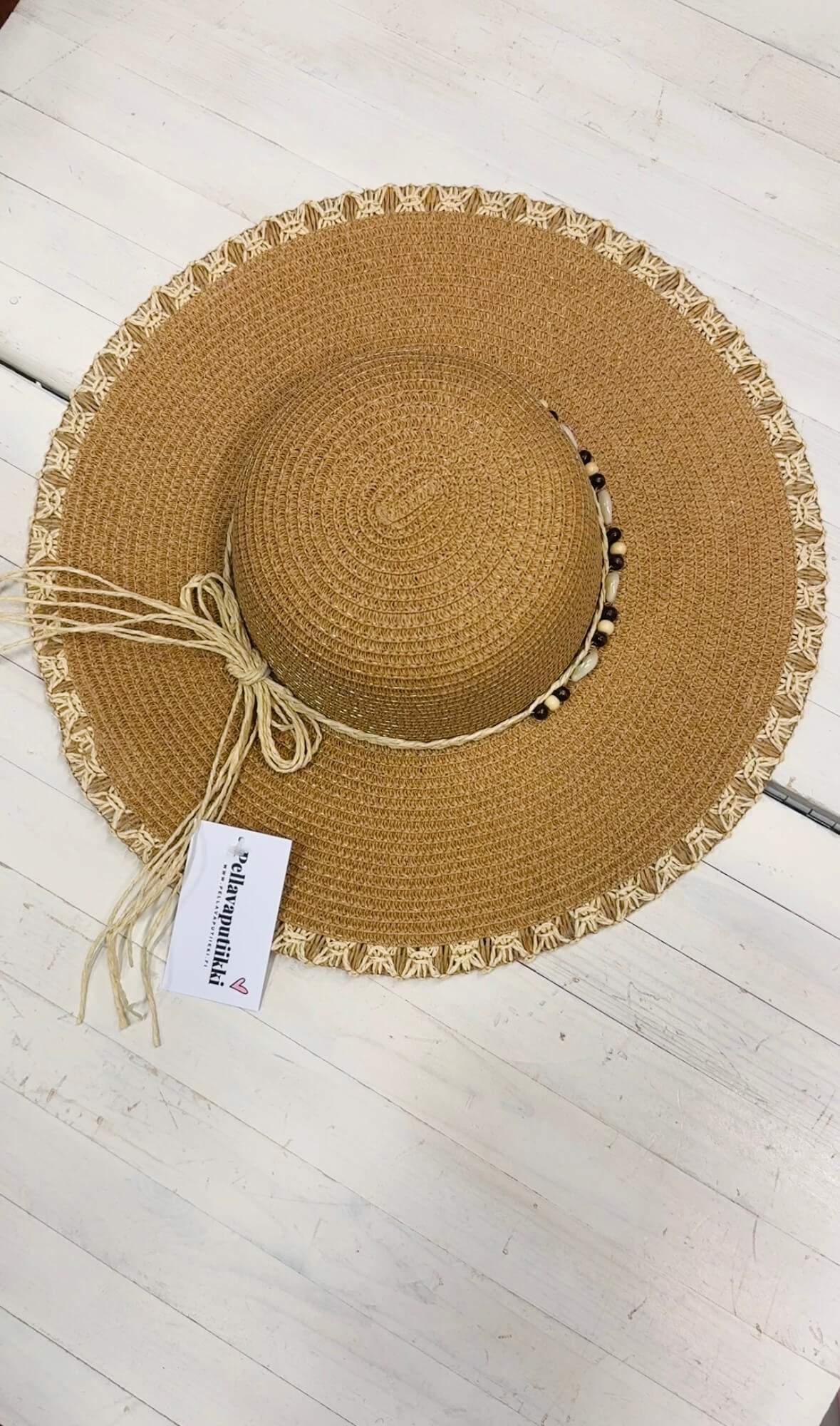 Olkihattu simpukka kameli – Pellavaputiikki