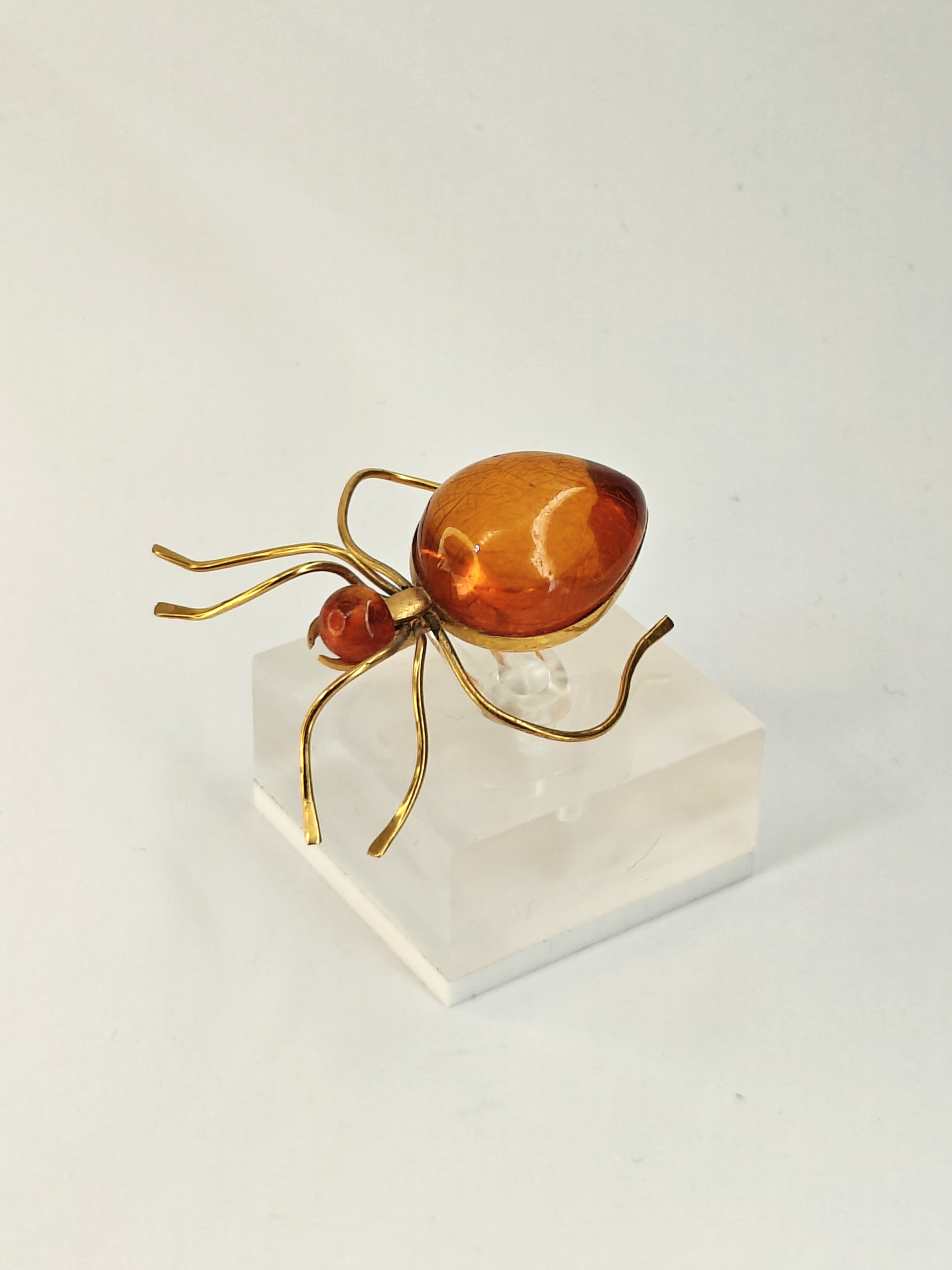 Vintage Baltic amber brooch – Jalokivitukku.com