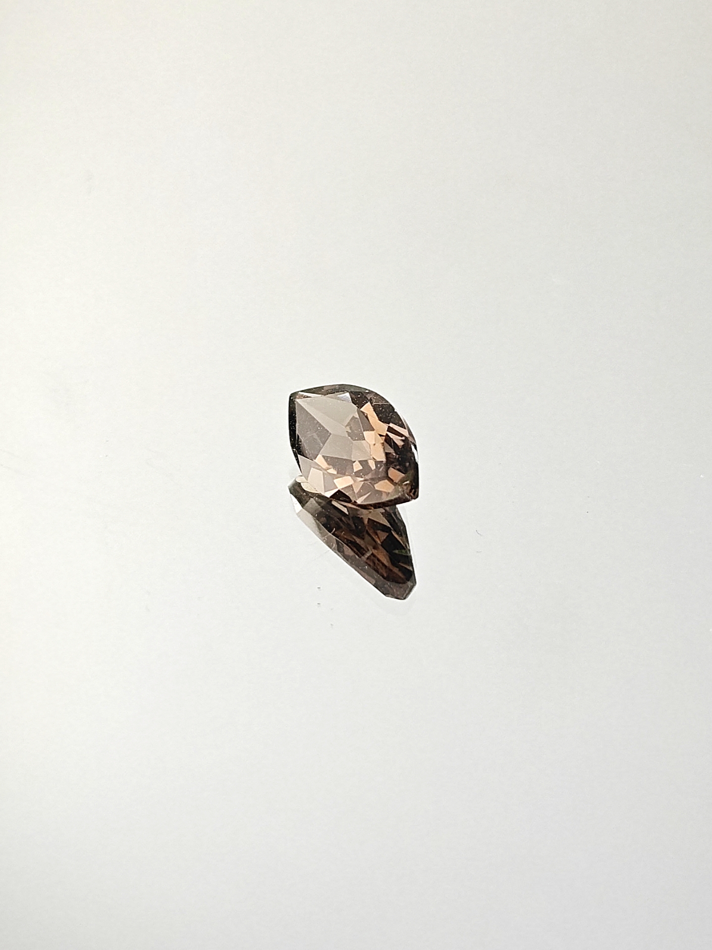 Savukvartsi 1,5ct, markiisi – Jalokivitukku.com