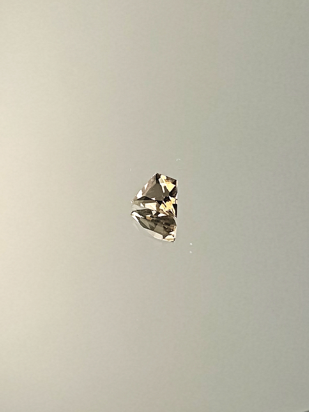 Savukvartsi 0,3 ct fancy – Jalokivitukku.com