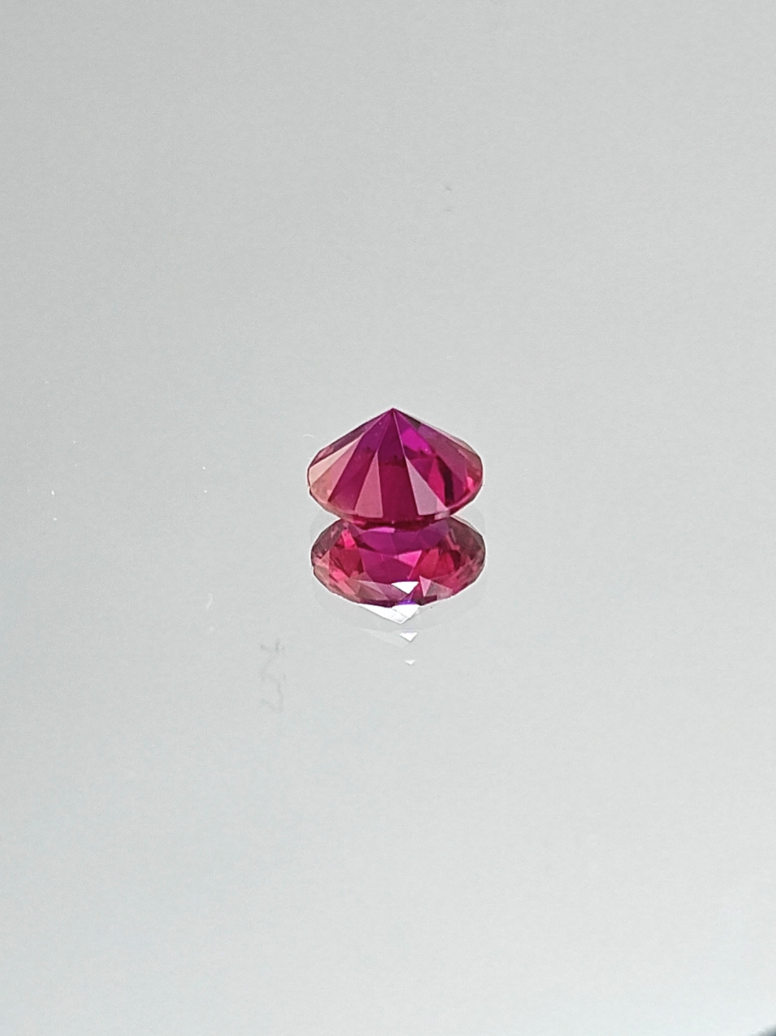 Ruby (synt.) 1 ct round – Jalokivitukku.com