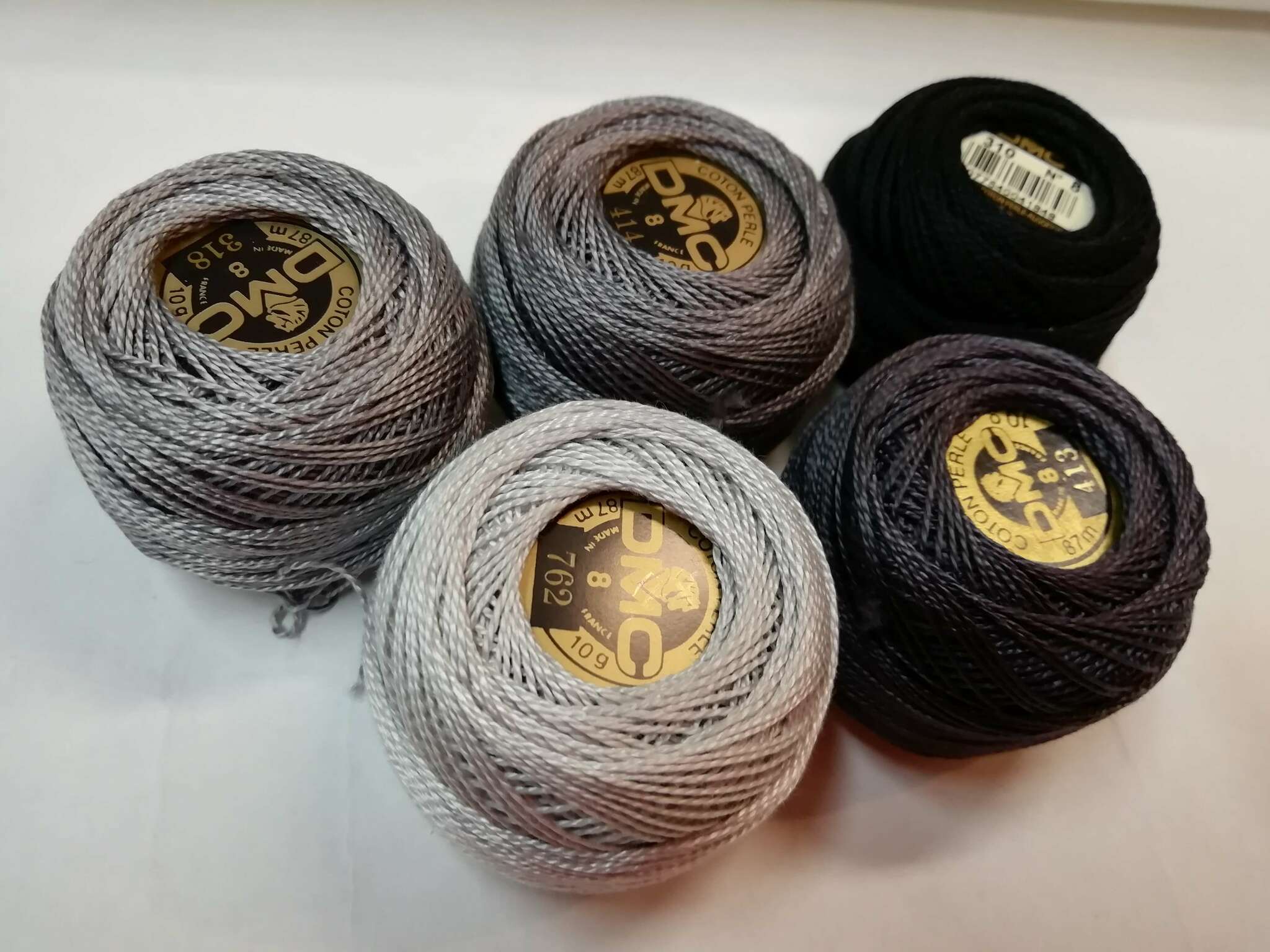 DMC Helmilanka 8 - kirjontaan, virkkaamiseen, frivolitetöihin – Lanka ...