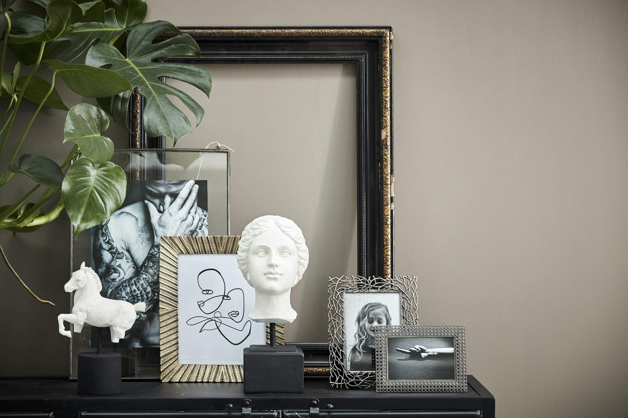 LENE BJERRE DESIGN Austin Photo Frame Antique Brass – Divitia