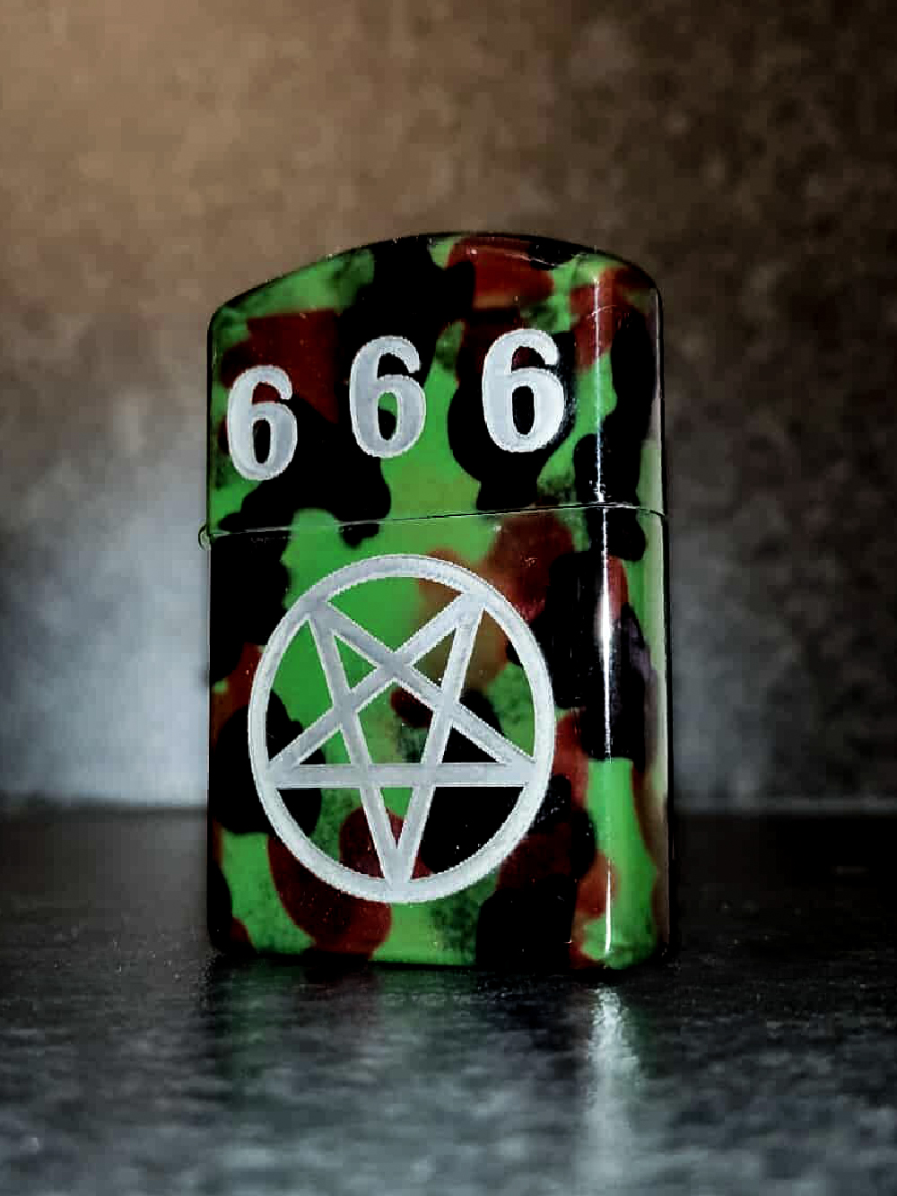 Pantagram 666 lighter, camo – Horror-Shop verkkokauppa