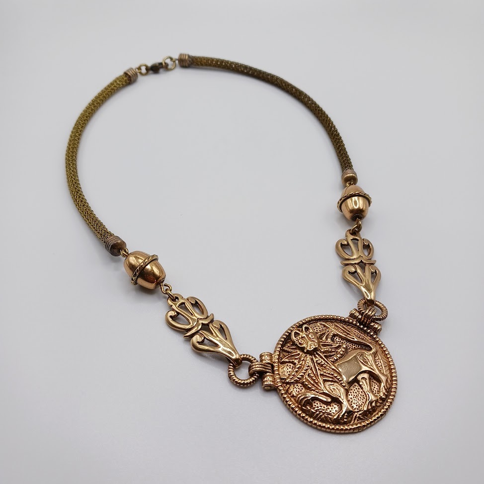 Kaulakoru, Aurinkoleijona, Kalevala Koru – VIGEA