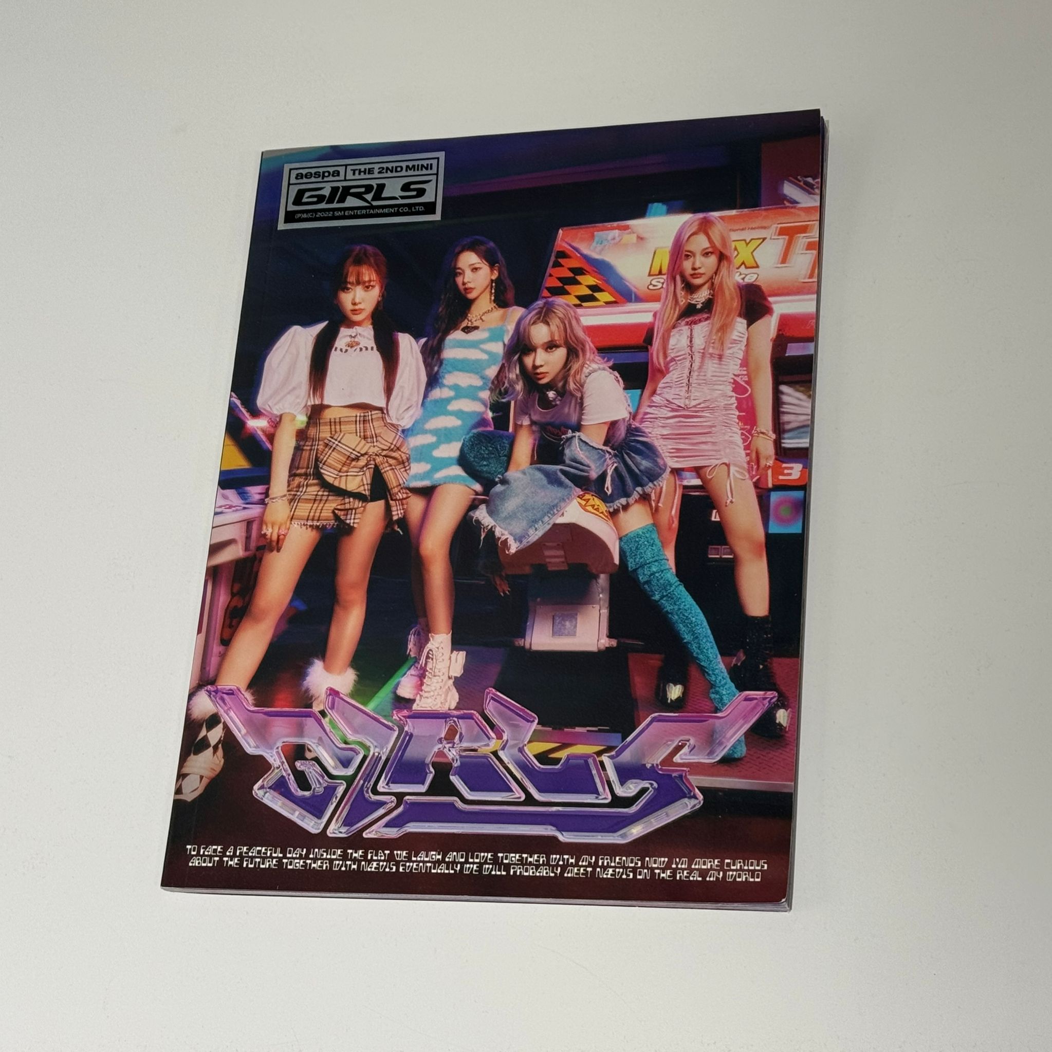 [KÄYTETTY] AESPA - GIRLS (2ND MINI ALBUM) REAL WORLD VER. – ONNIGOM