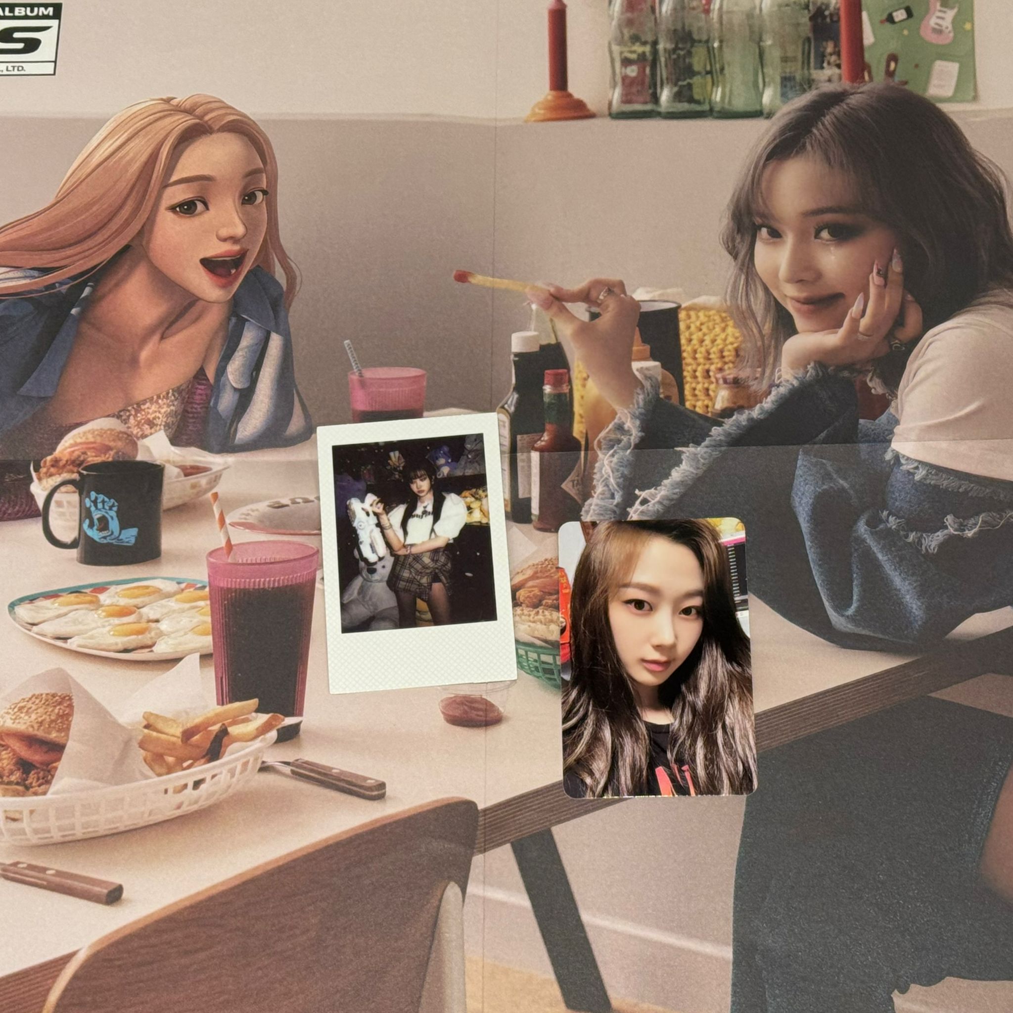 [KÄYTETTY] AESPA - GIRLS (2ND MINI ALBUM) REAL WORLD VER. – ONNIGOM