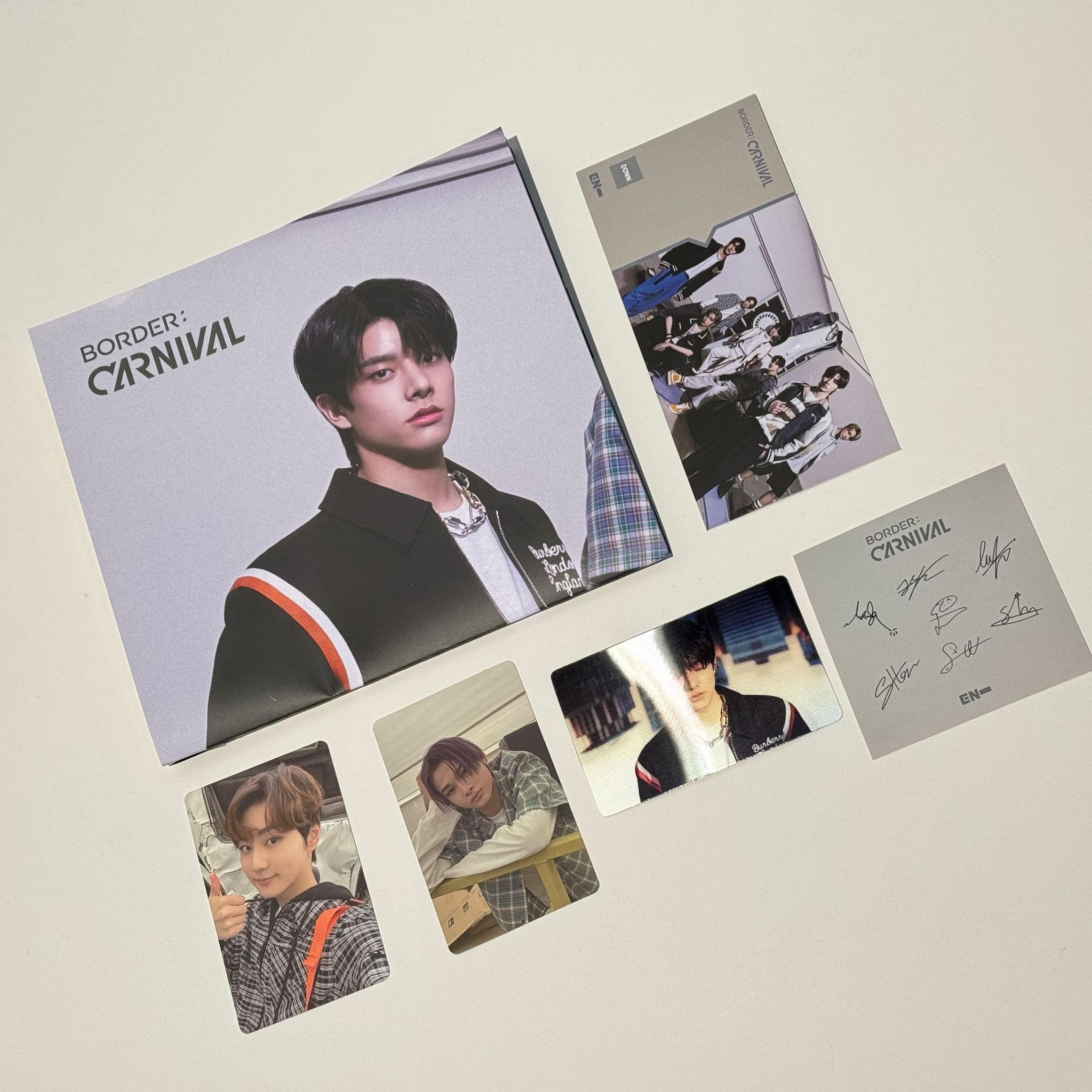 [KÄYTETTY] ENHYPEN - BORDER : CARNIVAL (2ND MINI ALBUM) DOWN VER. – ONNIGOM