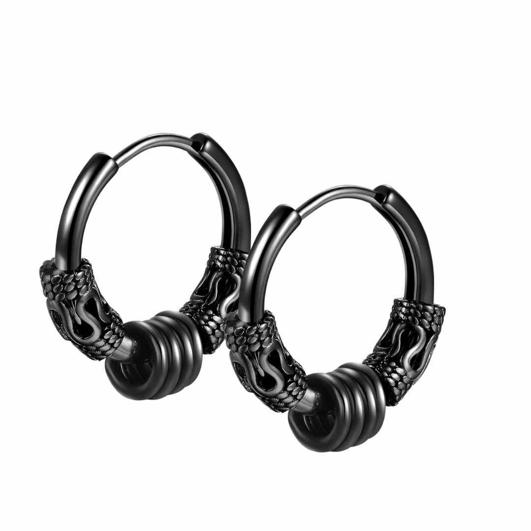 Mustat rengas korvakorut käärmeillä – Koruharakka.com