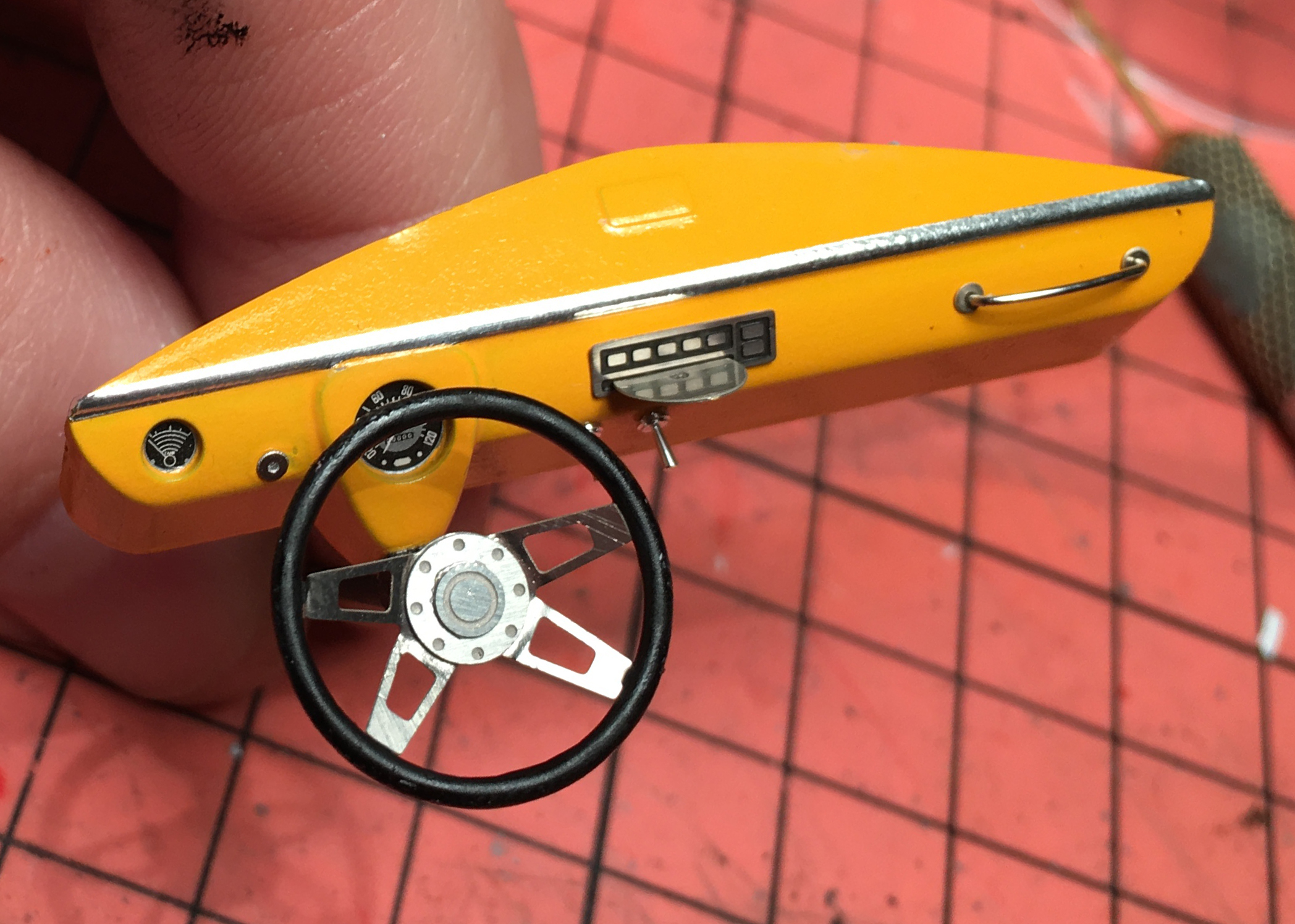 Details for scale model car builders – Highlight Model Studio