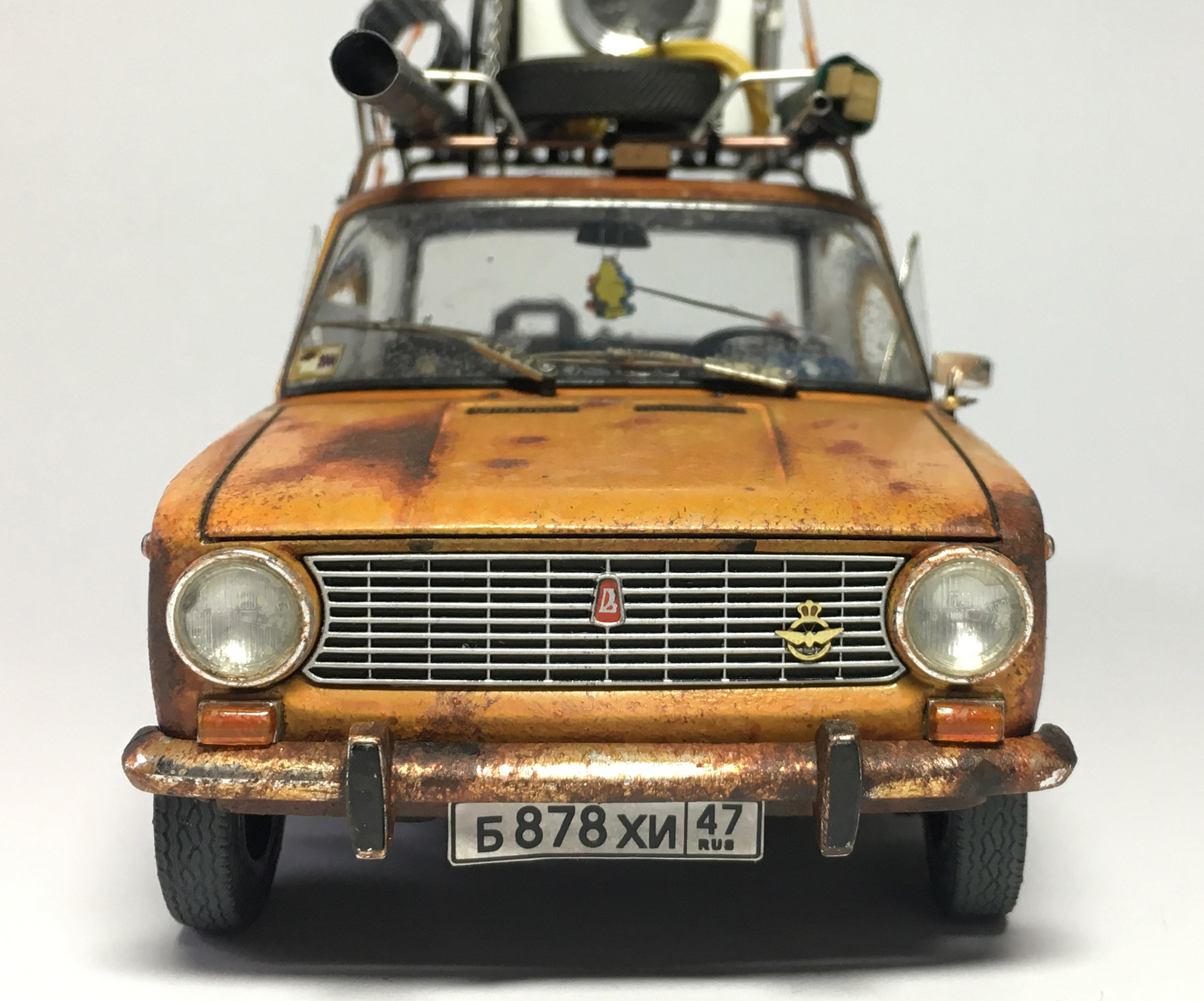 Emblems for scale model car builders – Highlight Model Studio